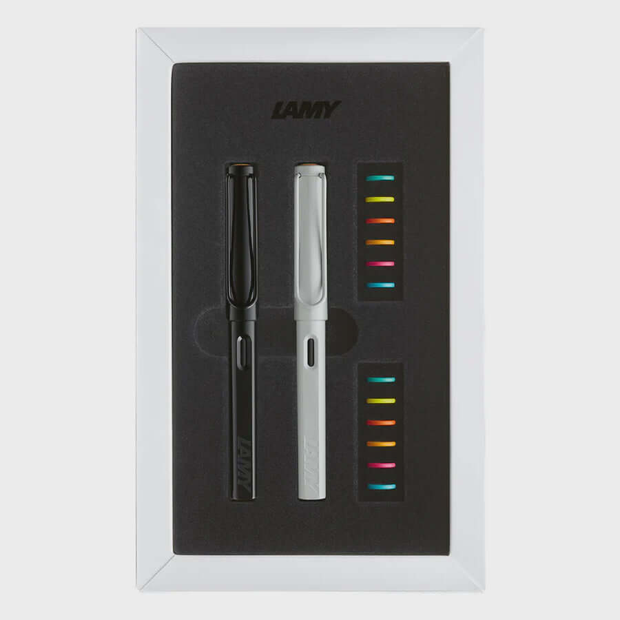 Lamy Safari Gift Set – All Black & All White | BradburyART – Bradbury Art